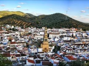 El Pedroso: Qué ver y dónde dormir