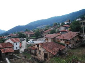 Lomeña: Qué ver y dónde dormir