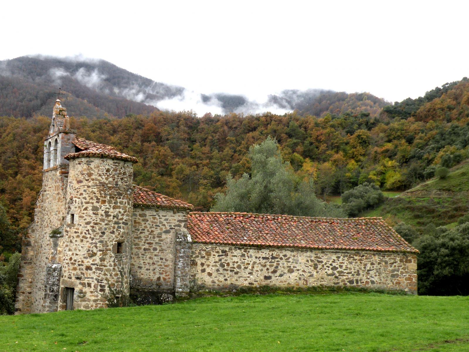 Lomeña (Cantabria): Qué ver y dónde dormir
