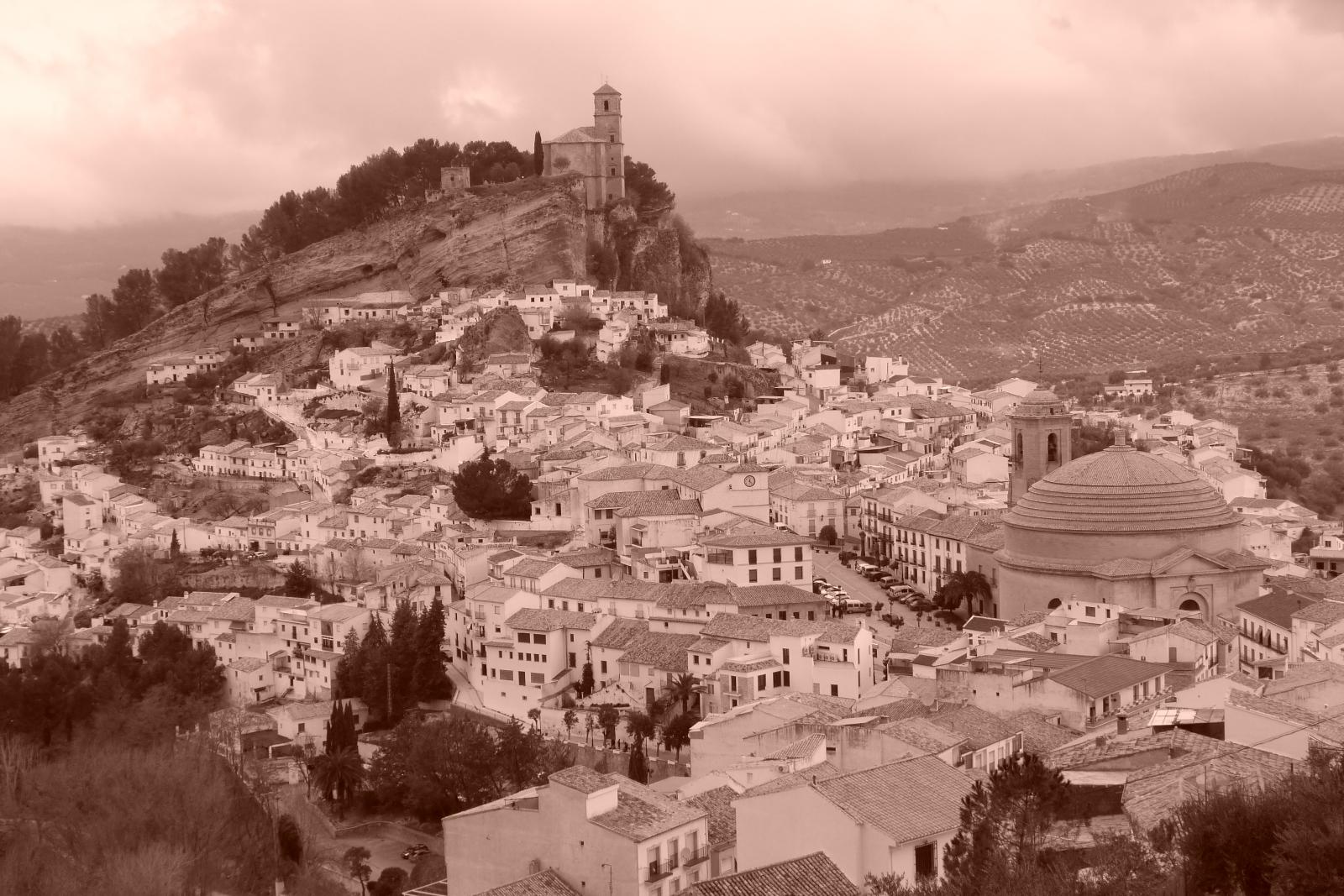 Moclín (Granada): Qué ver y dónde dormir