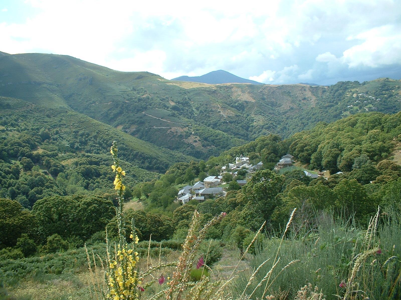 Moral de Valcarce (León): Qué ver y dónde dormir