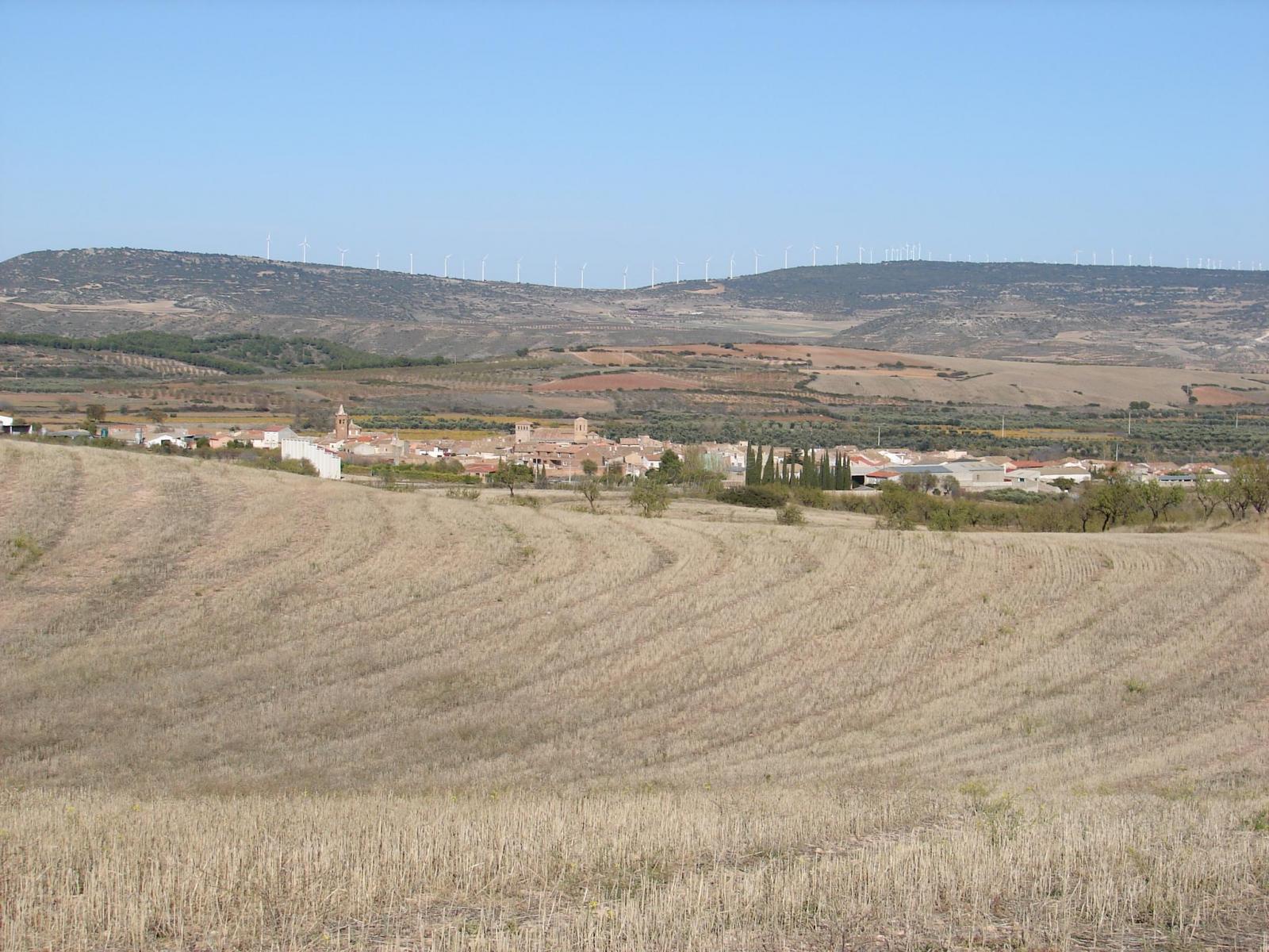 Ambel (Zaragoza): Qué ver y dónde dormir