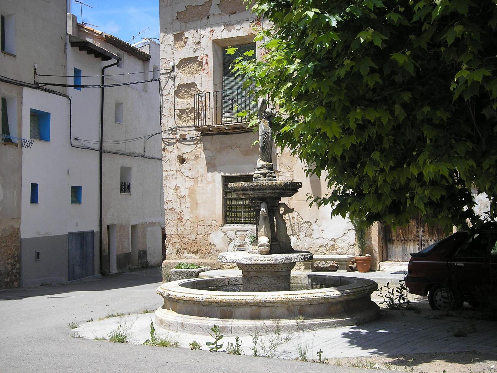 Montón (Zaragoza): Qué ver y dónde dormir