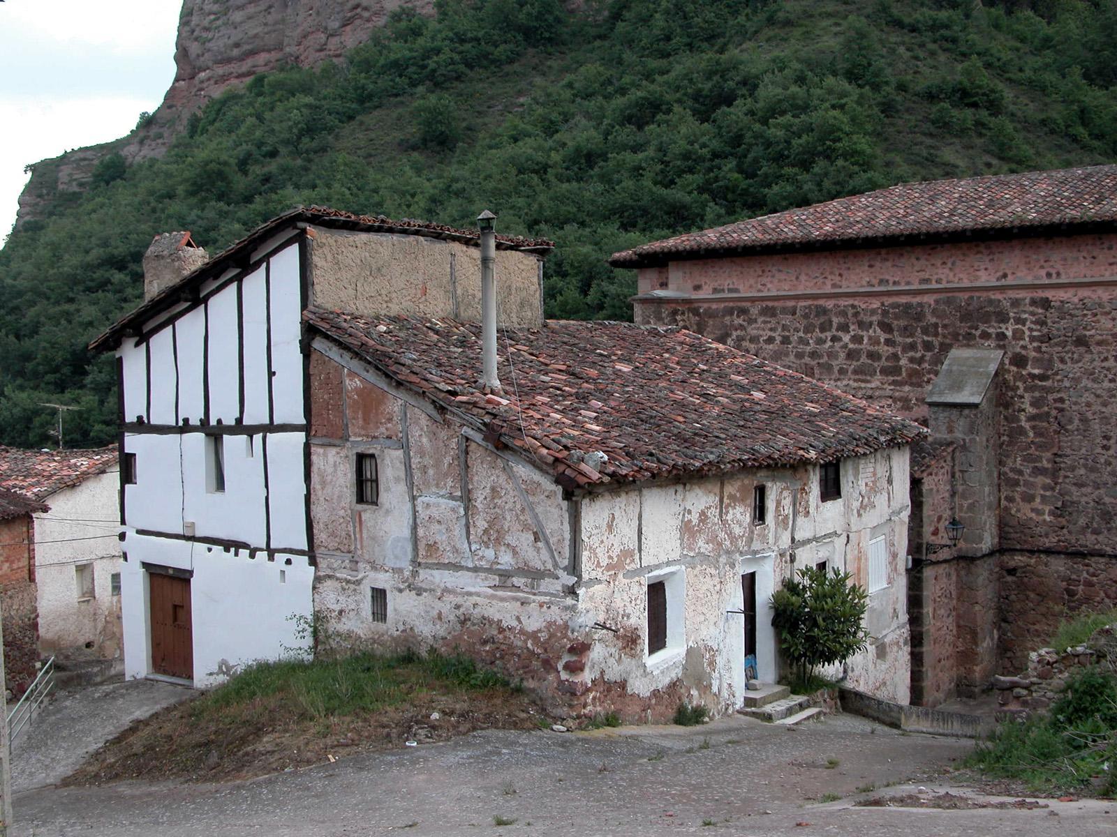 Tobía (La Rioja): Qué ver y dónde dormir