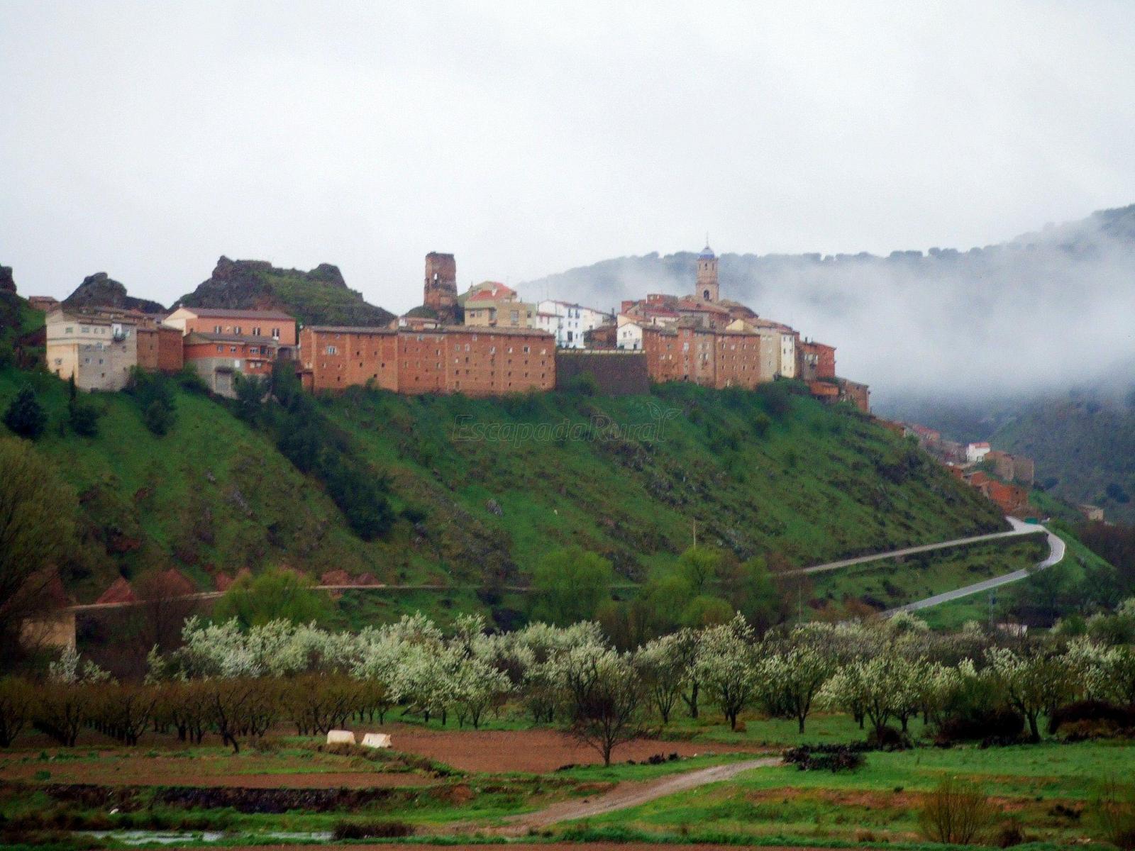 Moros (Zaragoza): Qué ver y dónde dormir