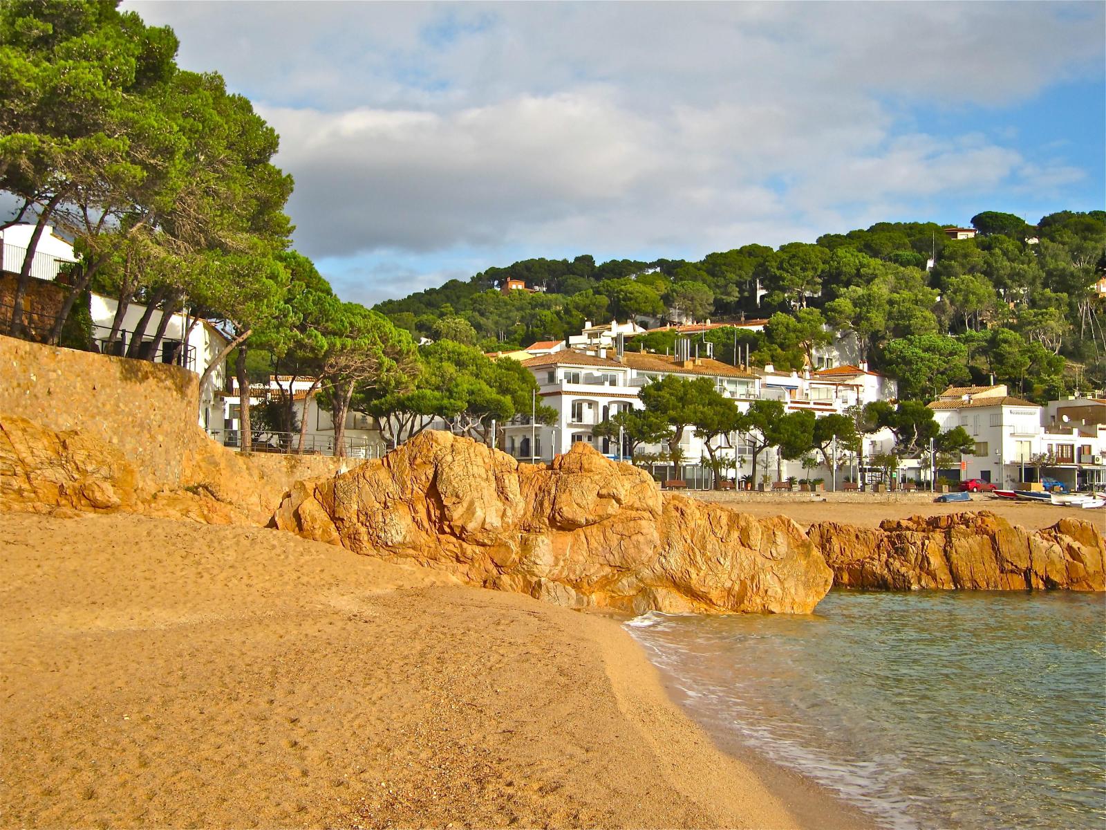 Tamariu (Girona): Qué ver y dónde dormir