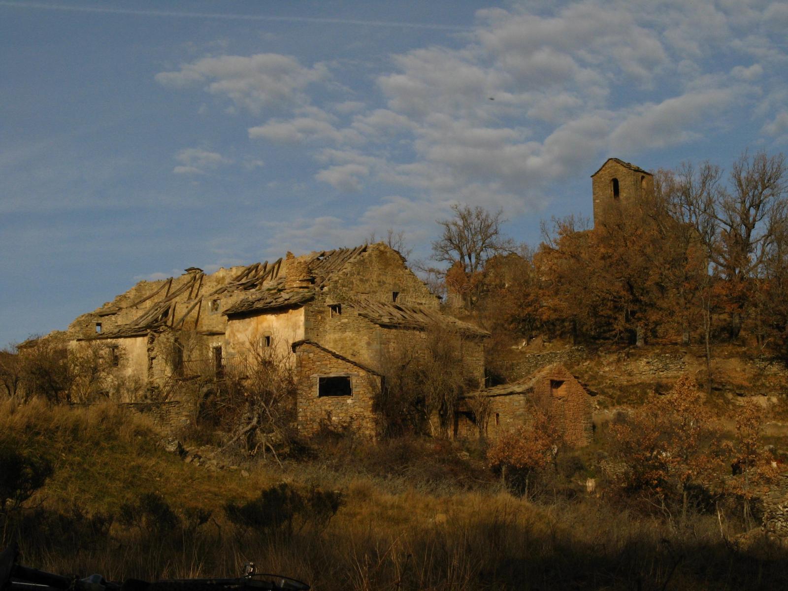 Otín (Huesca): Qué ver y dónde dormir