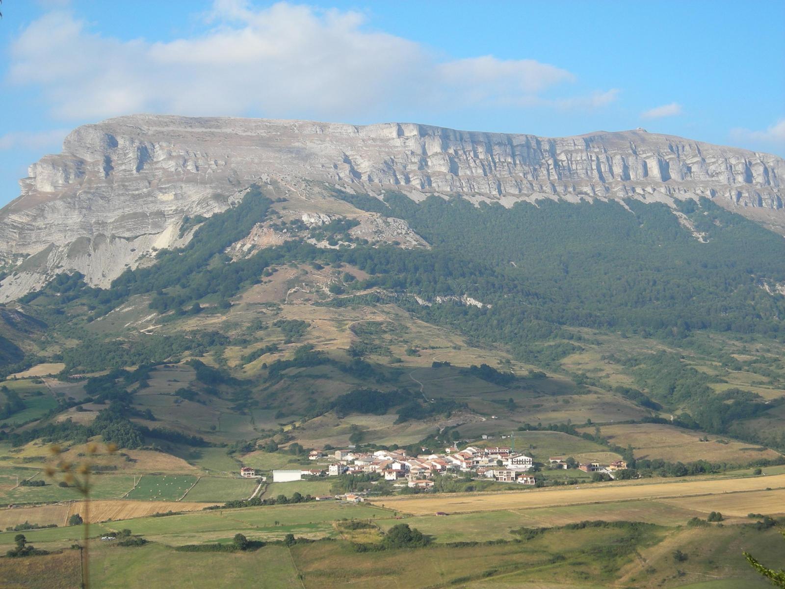 Dorrao/Torrano (Navarra): Qué ver y dónde dormir