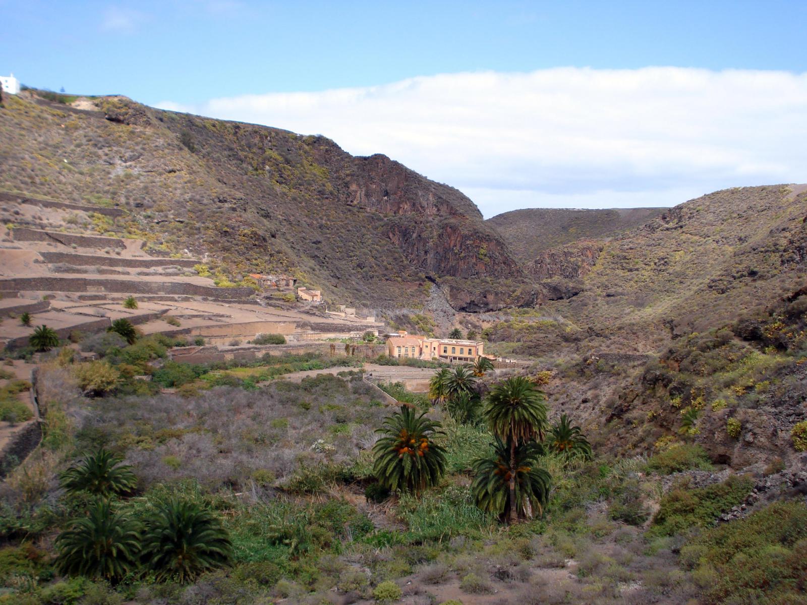 Lomo Blanco (Las Palmas): Qué ver y dónde dormir